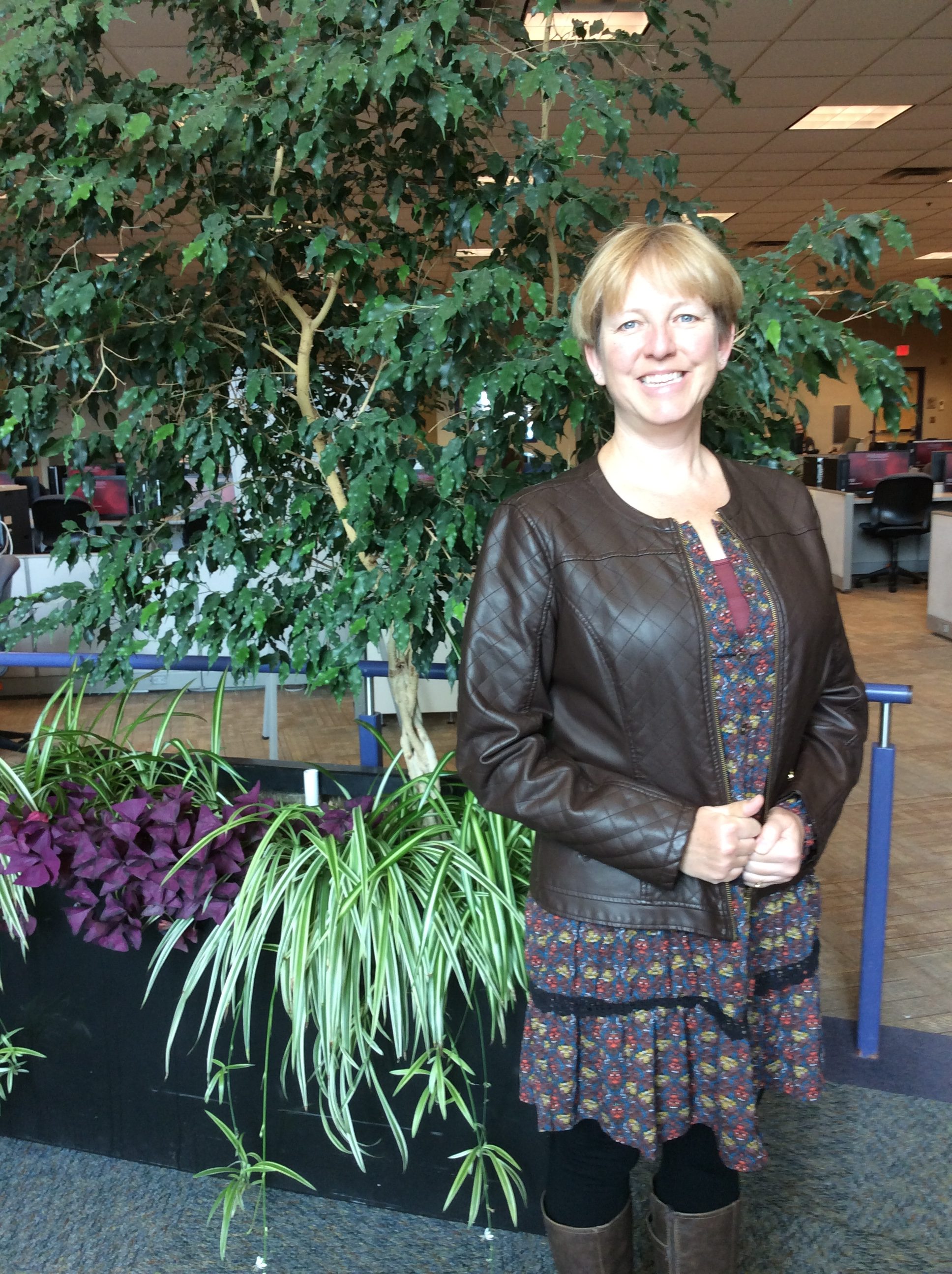 Kari Frisch named Educator of the Year - CLC News